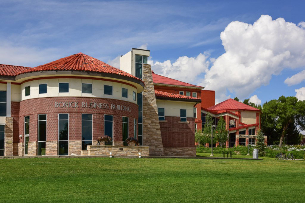 Western Unveiling Outdoor Industry MBA for 2018-19 | Ohio Outside