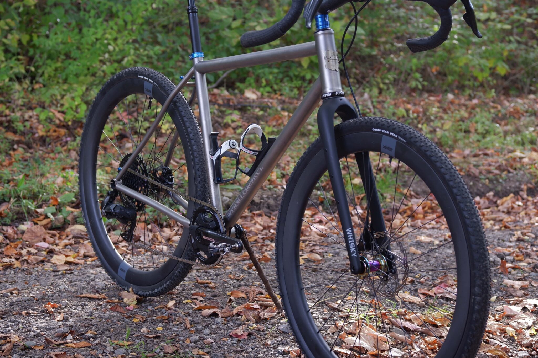 A Bespoke Local Titanium Gravel Build | UNDER BLUE Magazine